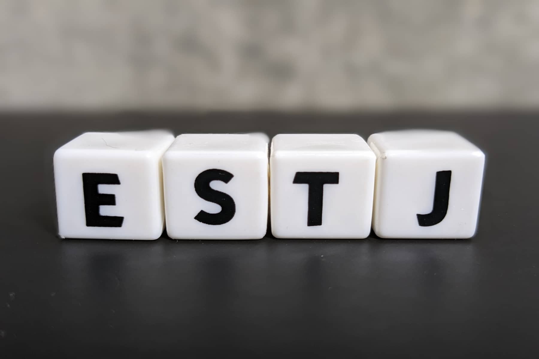 ESTJ（幹部）タイプとは？意味や特徴、よくある質問を解説